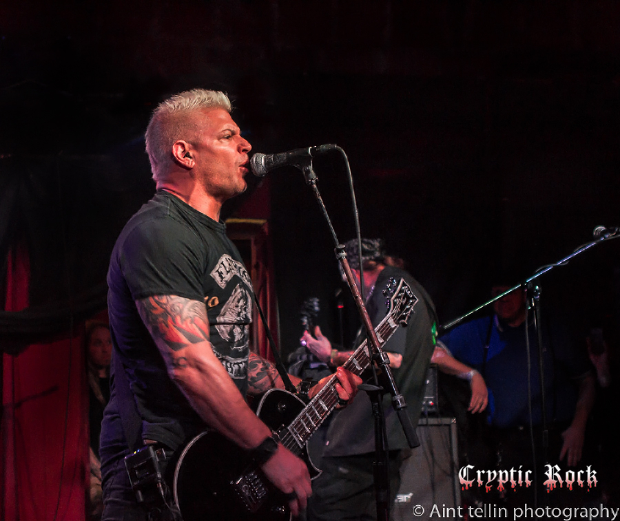 Biohazard & Sworn Enemy lead charge to Long Island, NY 3-27-15 ...
