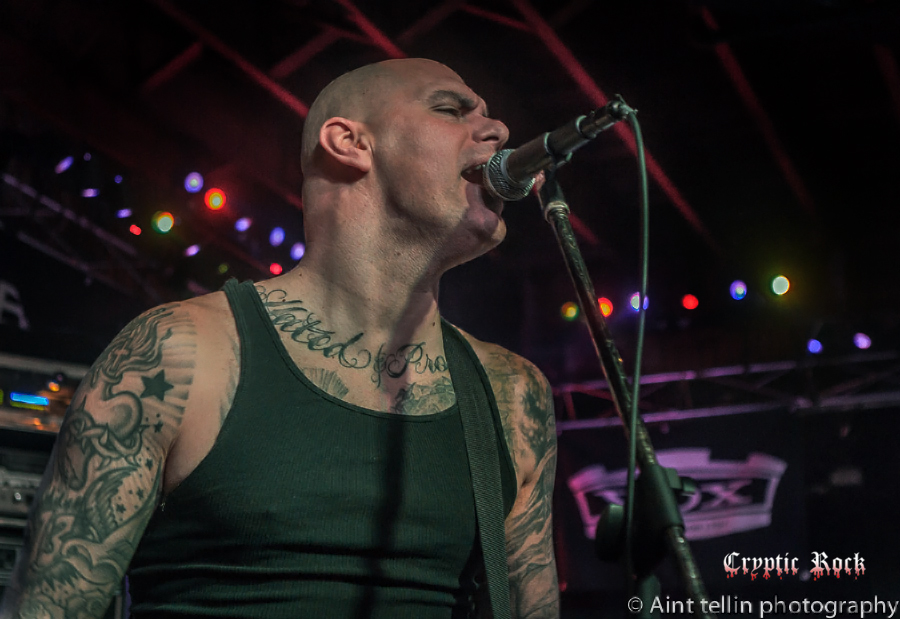 Biohazard & Sworn Enemy lead charge to Long Island, NY 3-27-15 ...