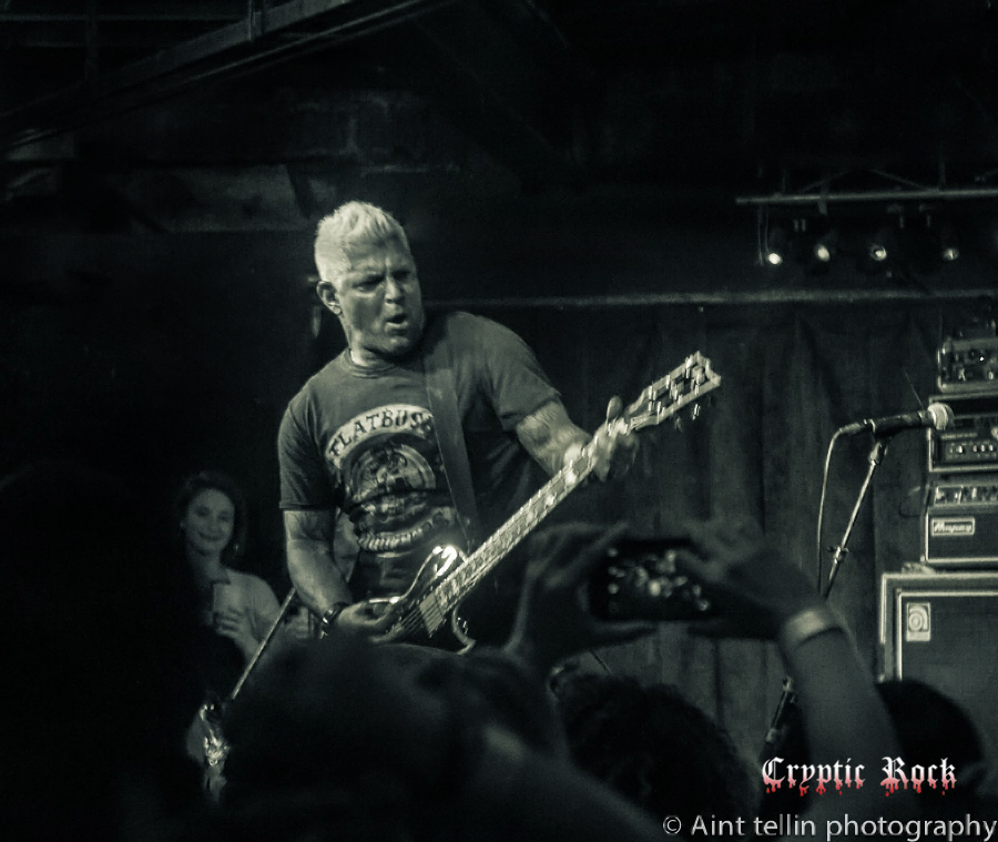 Biohazard & Sworn Enemy lead charge to Long Island, NY 3-27-15 ...